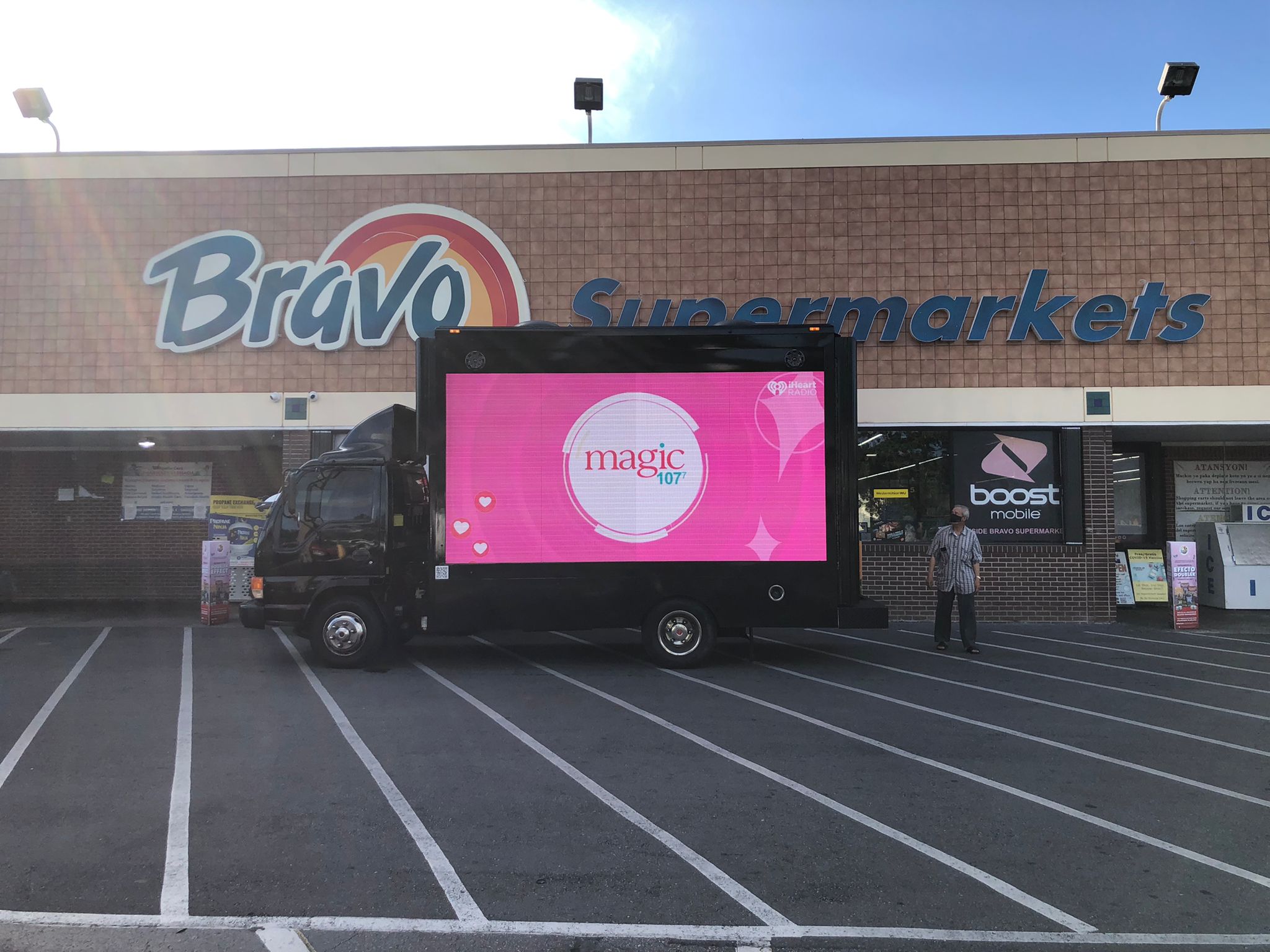 Mobile Billboard Miami - LED Truck Billboard Advertising - DAT Media